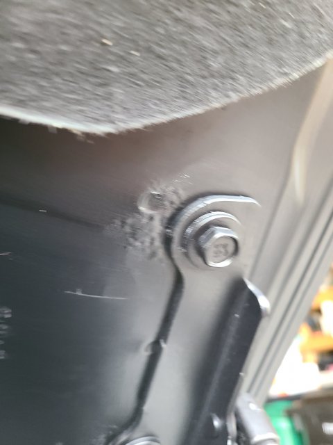 16 OE Challenger Hellcat Hood Complete + Pins | SRT Hellcat Forum